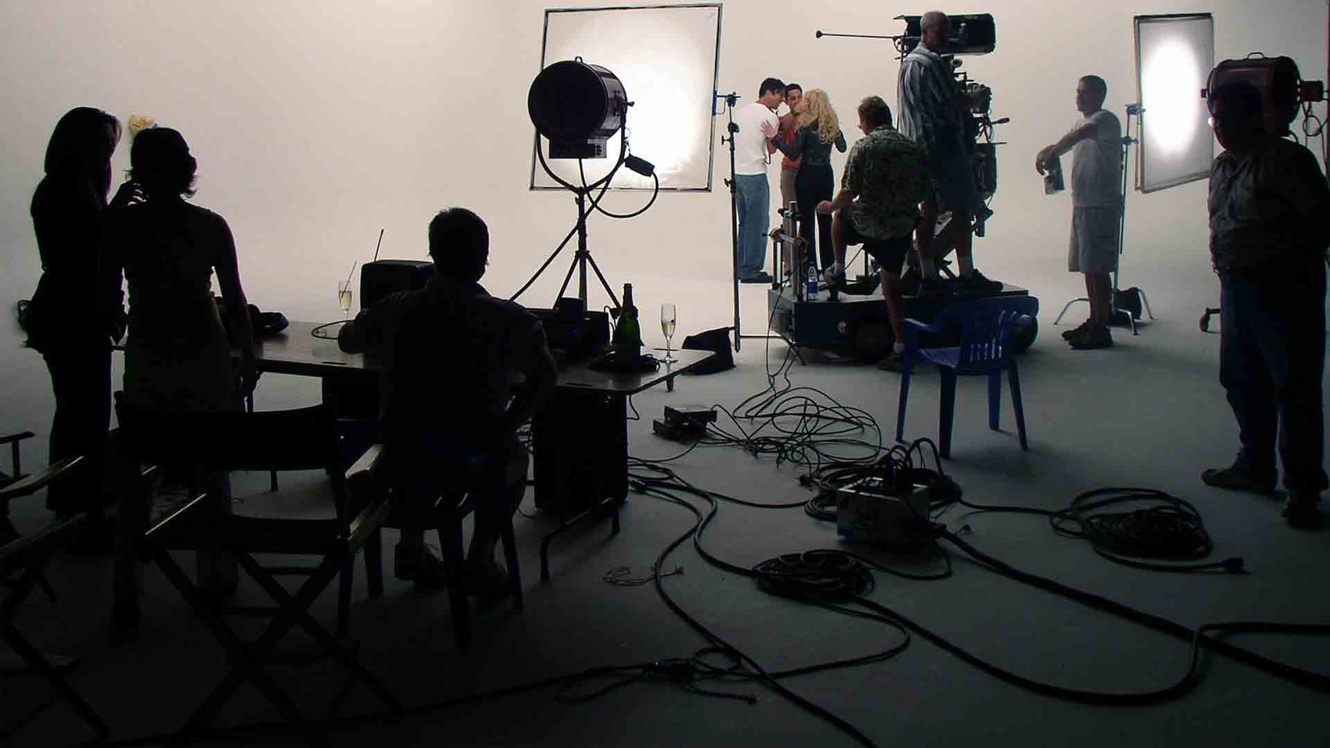 Filmmaking Process: ફિલ્મ કેવી રીતે બને છે? એક ફિલ્મ ક્યા અલગ અલગ tasks ...